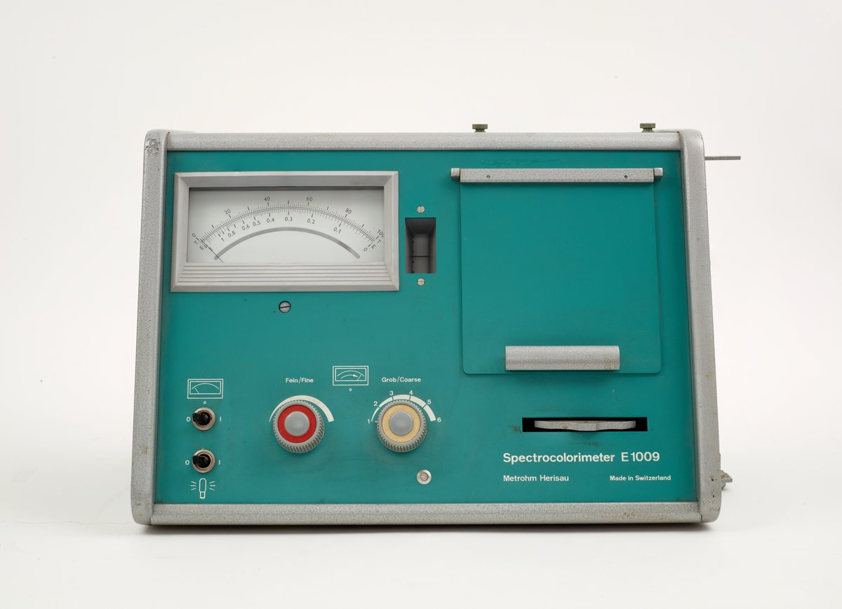 Metrohm E 1009 Spectrocolorimeter - Science History Institute Digital ...