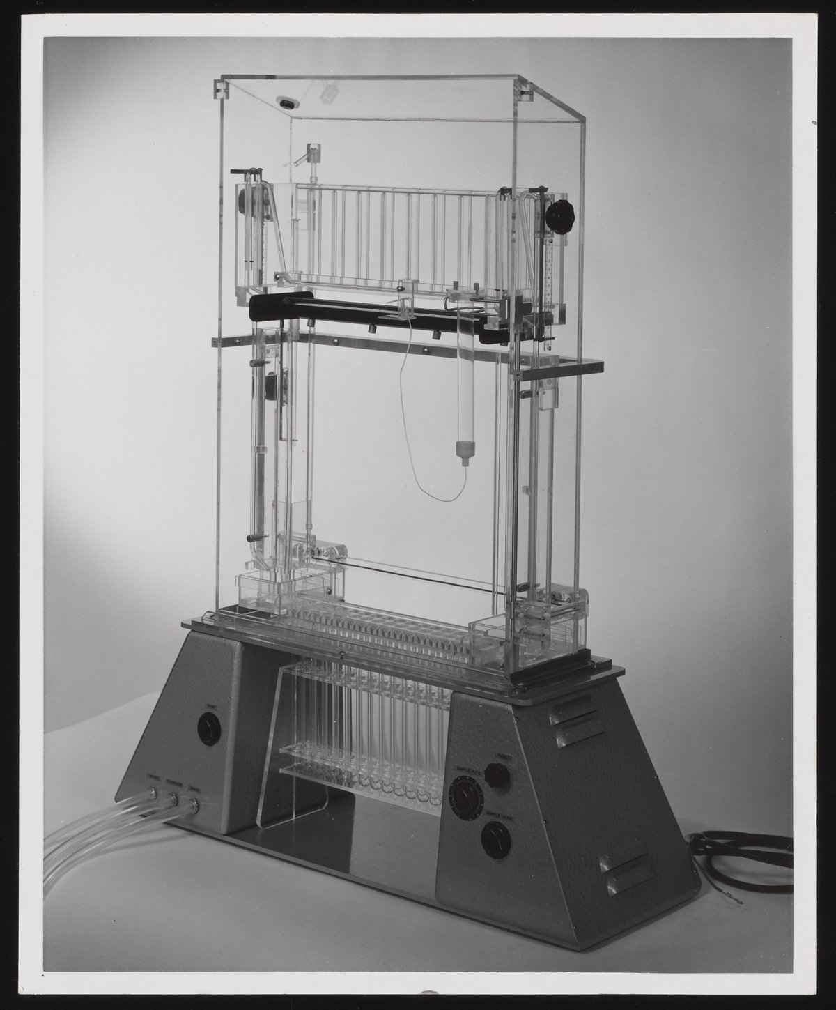 Beckman Model CP Electrophoresis Cell - Science History Institute ...
