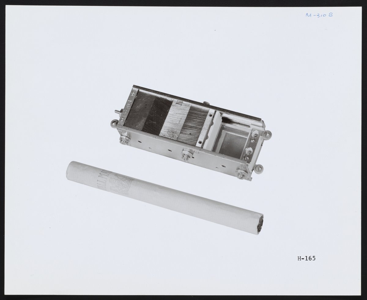 Bendix Corporation Magnetic Electron Multiplier - Science History ...