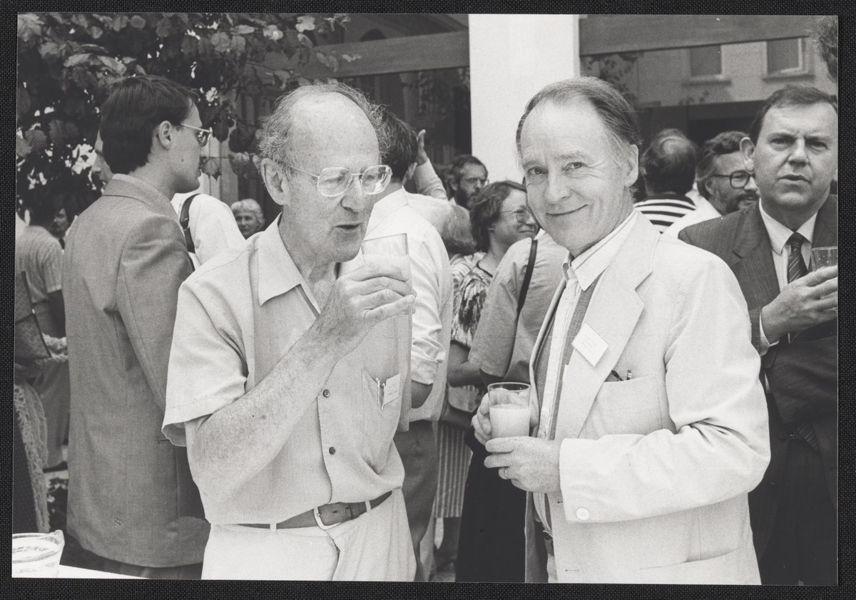 Max Perutz at a conference, 1986 - Science History Institute Digital ...