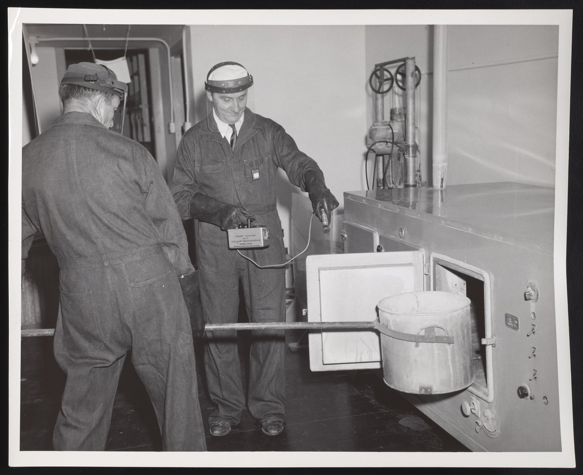 Geiger counter in use at U.S. Department of Agriculture facility ...
