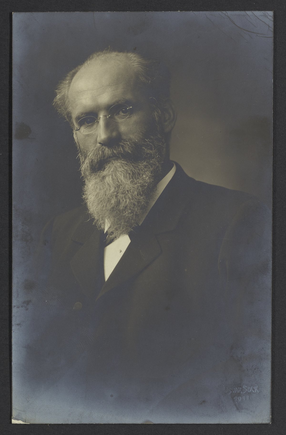 Portrait of Engelbert Arnold - Science History Institute Digital ...