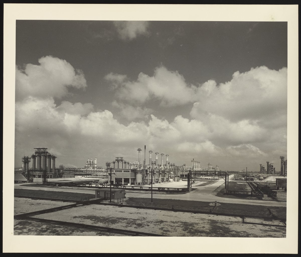 Dow Chemical Company plant in Freeport, Texas - Science History ...