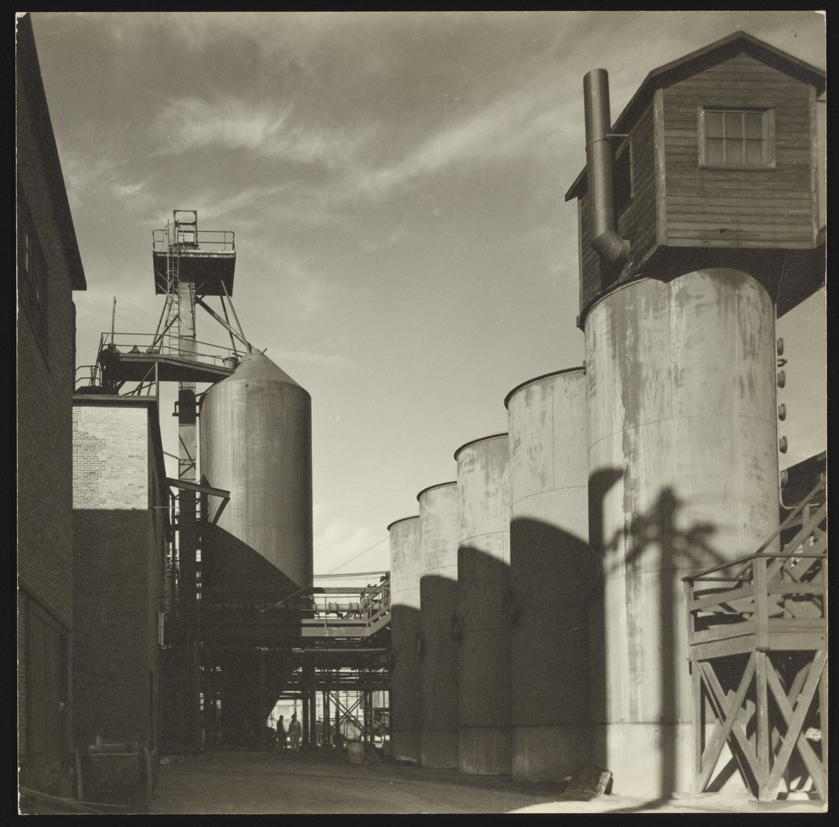 Cliffs Dow plant in Marquette, Michigan - Science History Institute ...