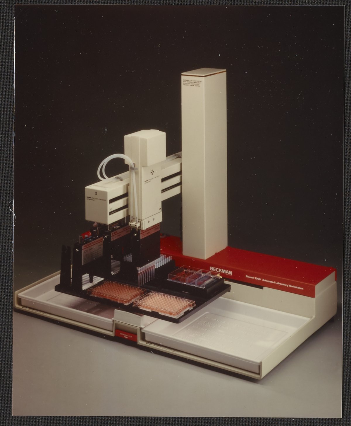Beckman Biomek 1000 Automated Laboratory Workstation - Science History ...