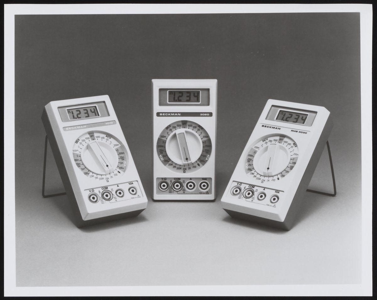 Beckman Digital Multimeter Models 3010, 3020, and 3030 - Science ...