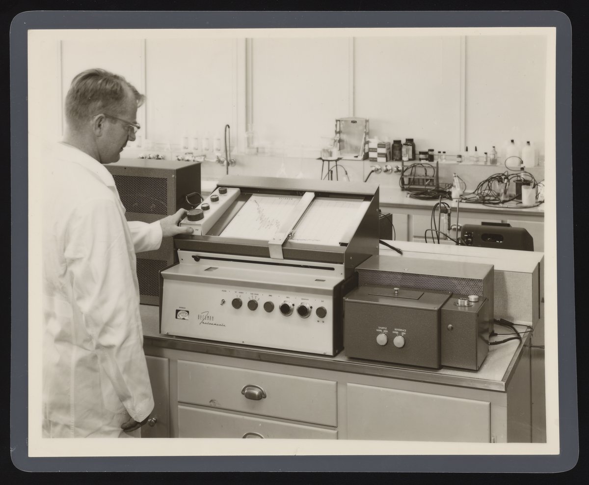 Beckman Model DK-2A Ratio Recording Spectrophotometer in use in a ...