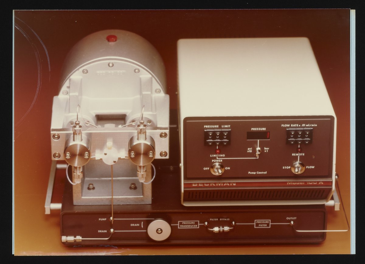 Beckman Model 100A Solvent Delivery System - Science History Institute ...