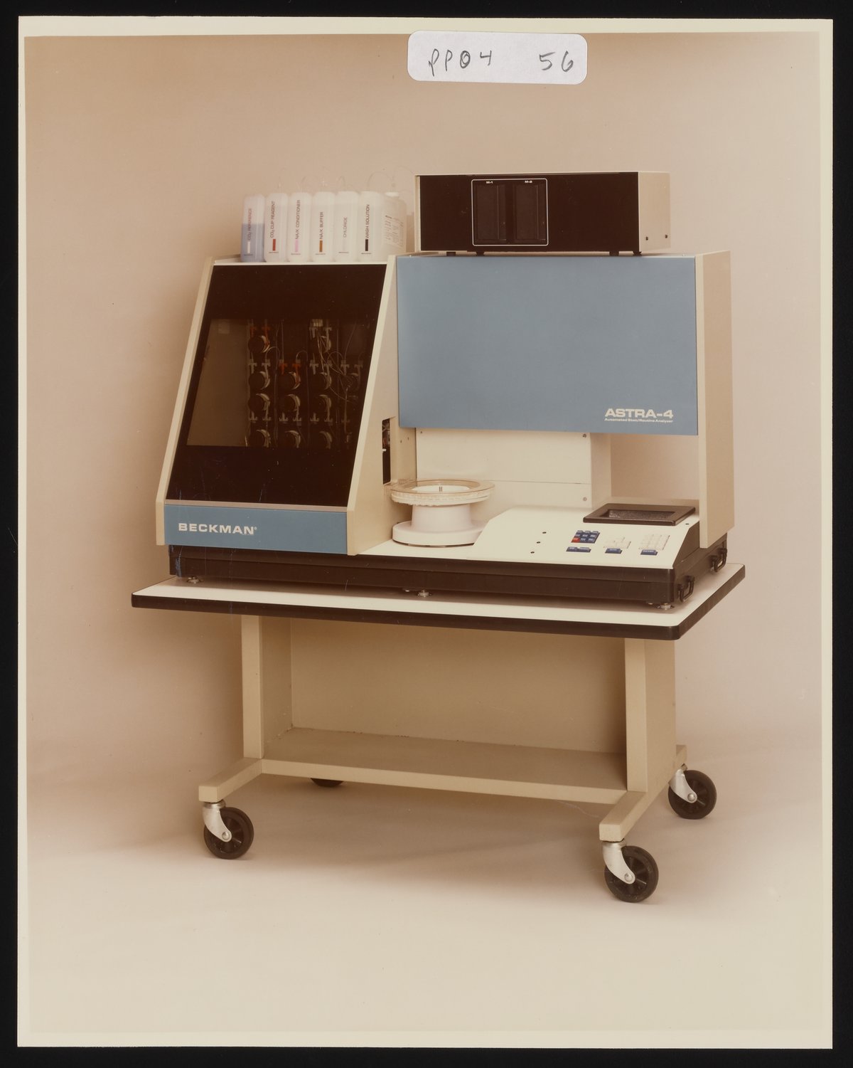 Beckman ASTRA 4 Analyzer System - Science History Institute Digital ...