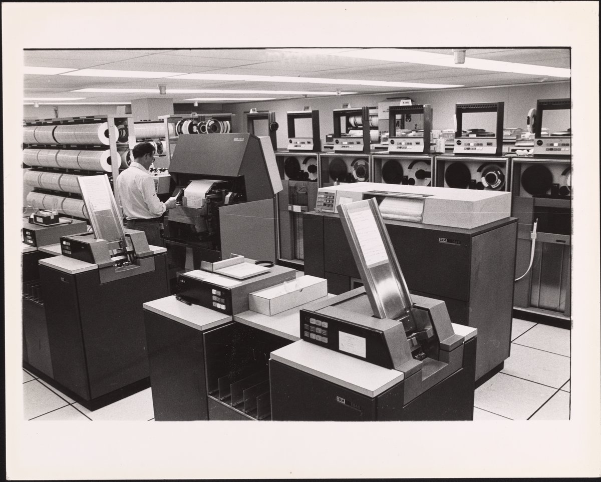 Institute for Scientific Information computer room - Science History ...