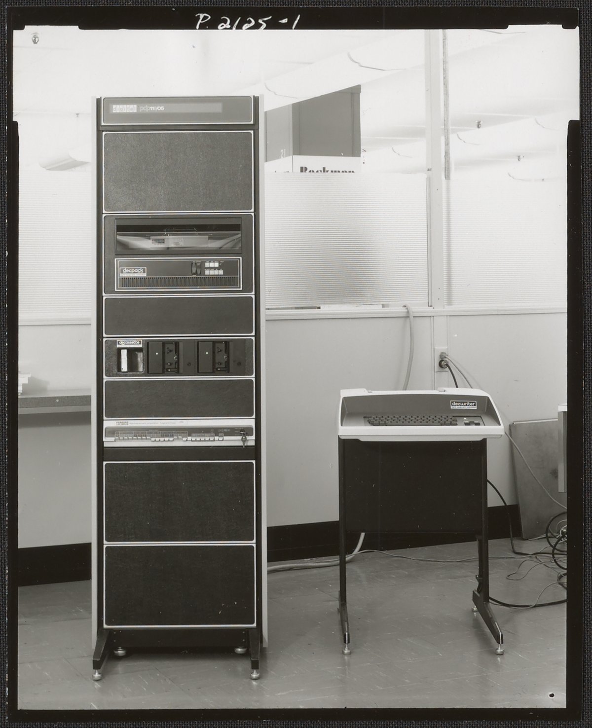 Digital Equipment Corporation PDP-11/05 - Science History Institute ...