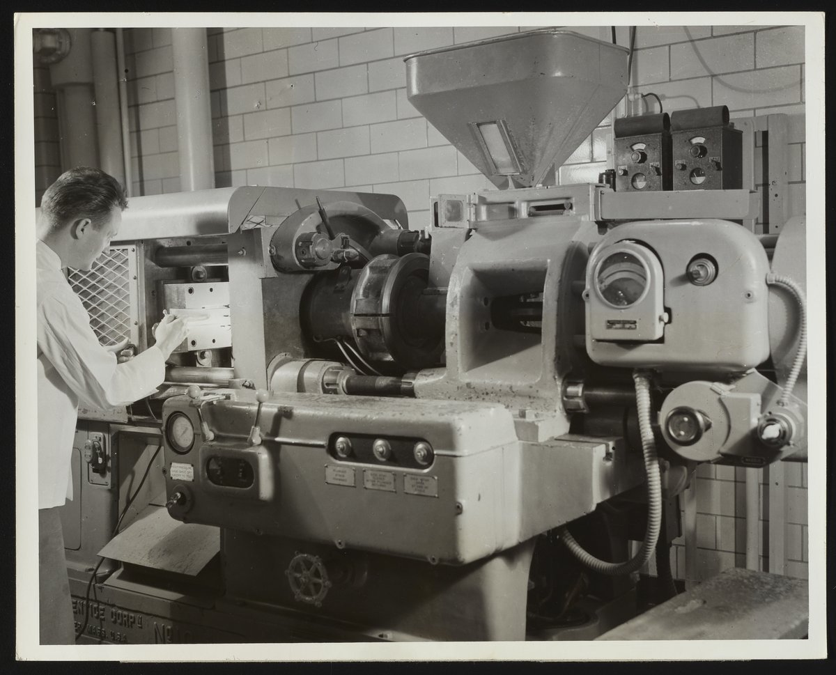 J.P. Deran working with molded cellulose materials at Hercules Parlin ...