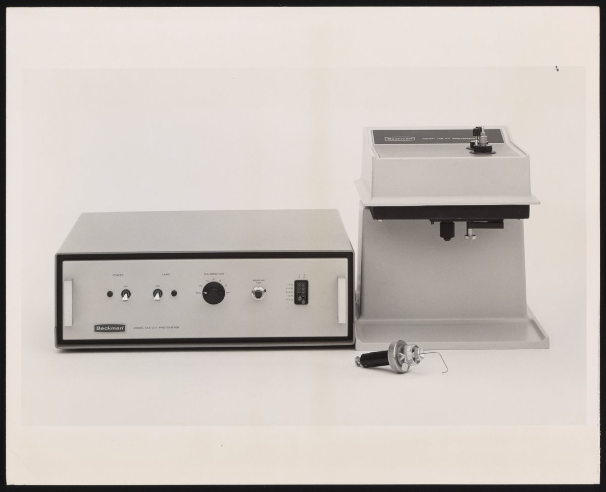 Beckman Model 142 UV Photometer - Science History Institute Digital ...