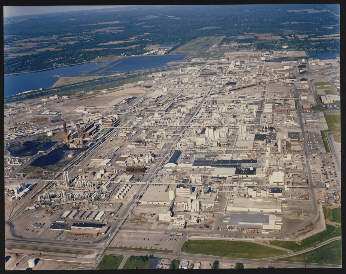Aerial view of Dow facilities in Midland, Michigan - Science History ...