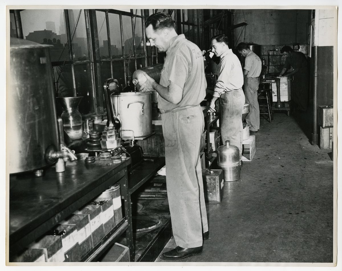 Production Compounding - Science History Institute Digital Collections
