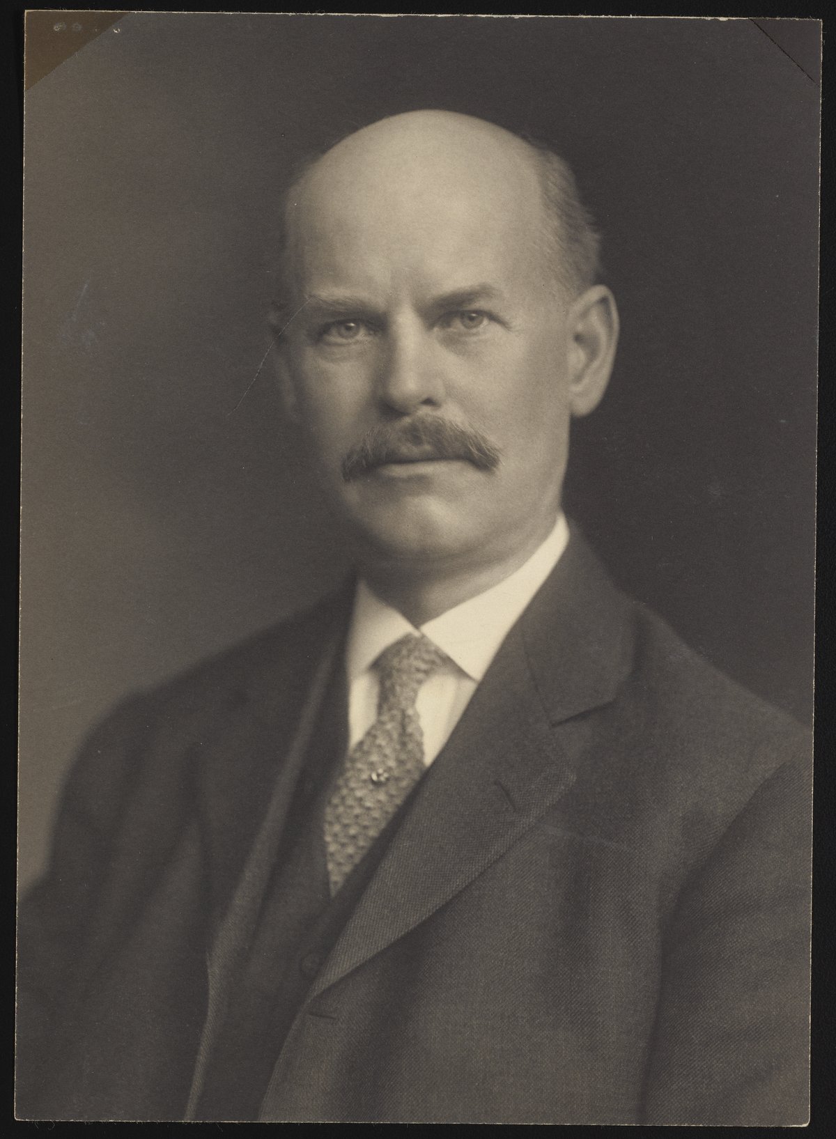 Portrait of Edward Goodrich Acheson (1856-1931) - Science History ...