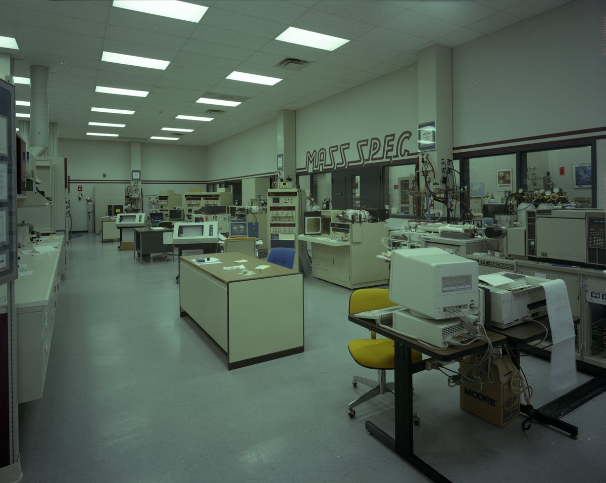 Interior of Analytical Laboratory at Dow Chemical Company - Science ...