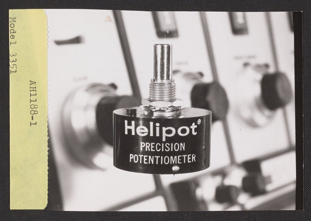 Helipot Model 3351 Precision Potentiometer - Science History Institute ...