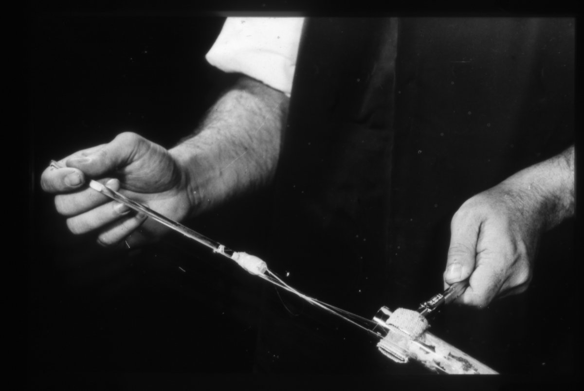 Demonstration of cold-drawing technique for polyester - Science History ...