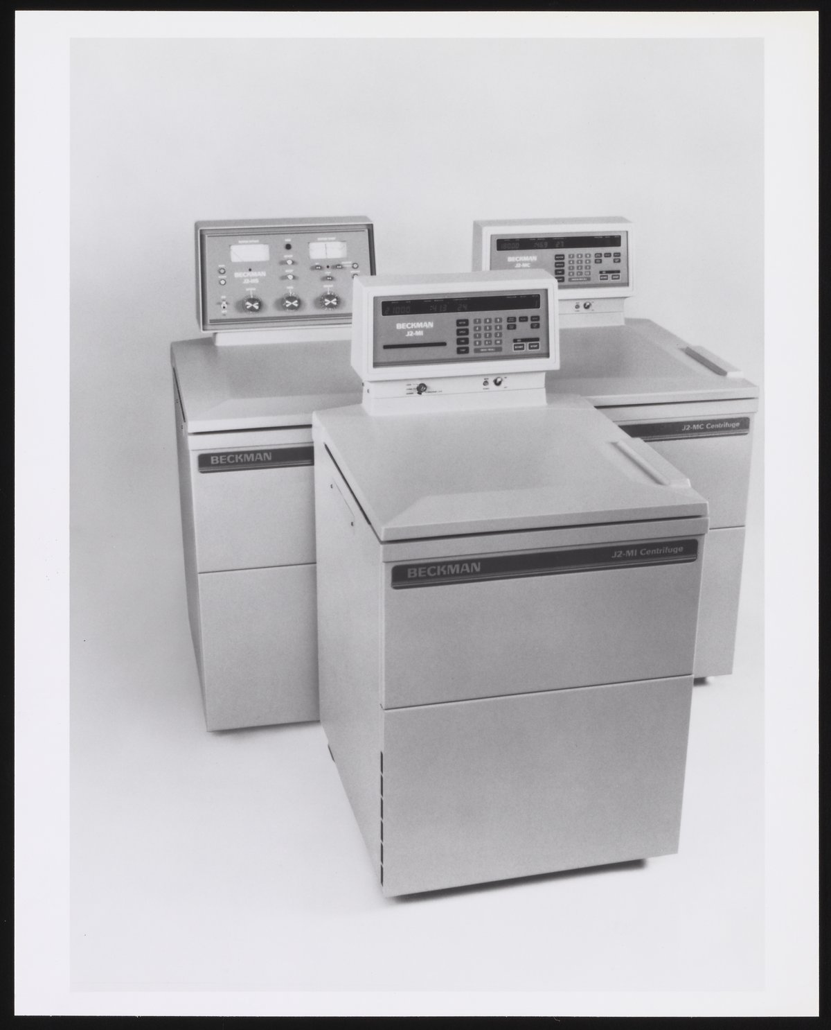 Beckman Model J2-M1 Centrifuge - Science History Institute Digital ...