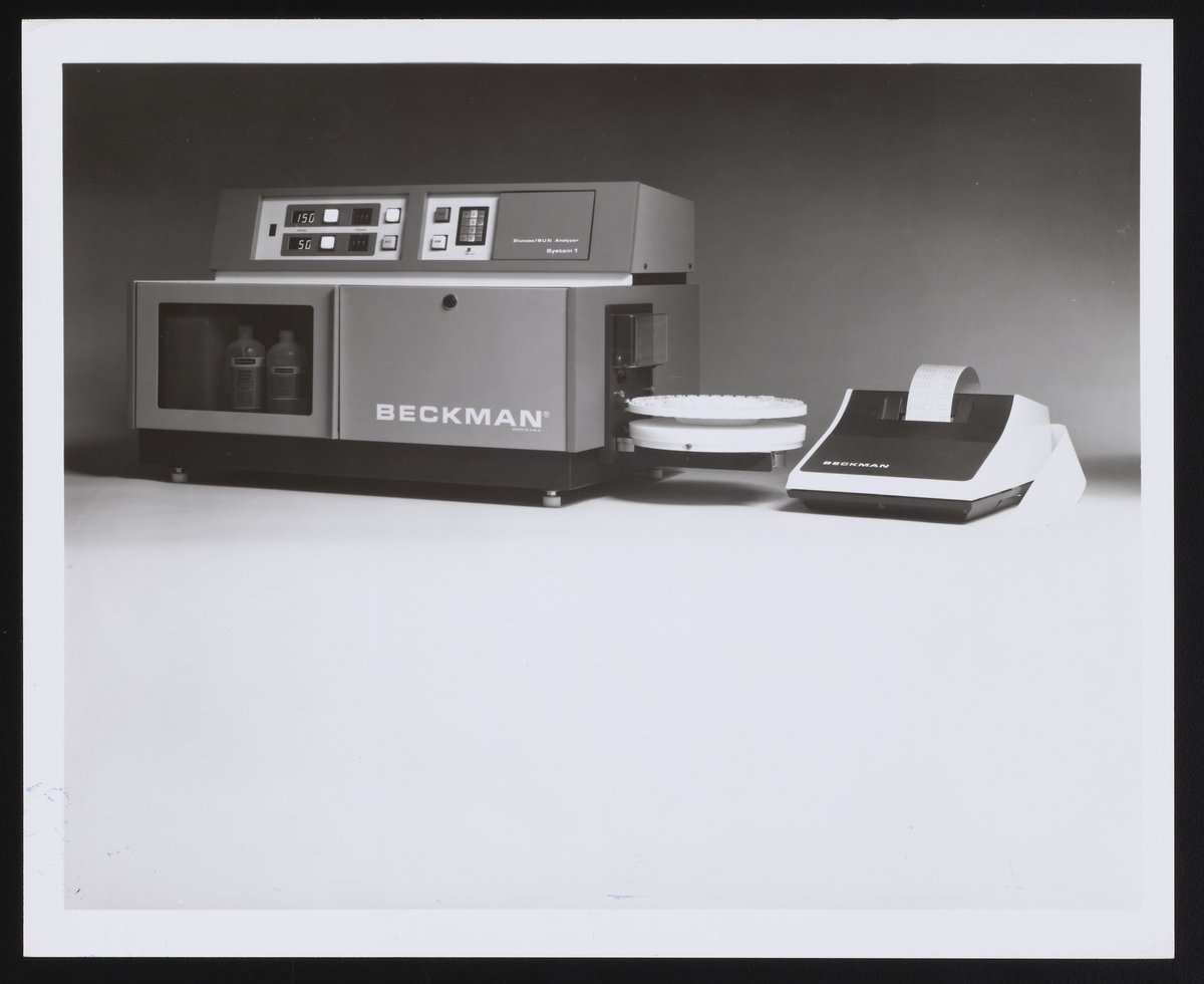 Beckman System 1 Glucose/BUN Analyzer - Science History Institute ...
