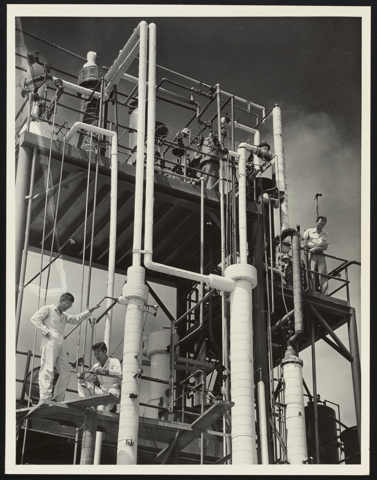 Dow Chemical Company plant in Freeport, Texas - Science History ...