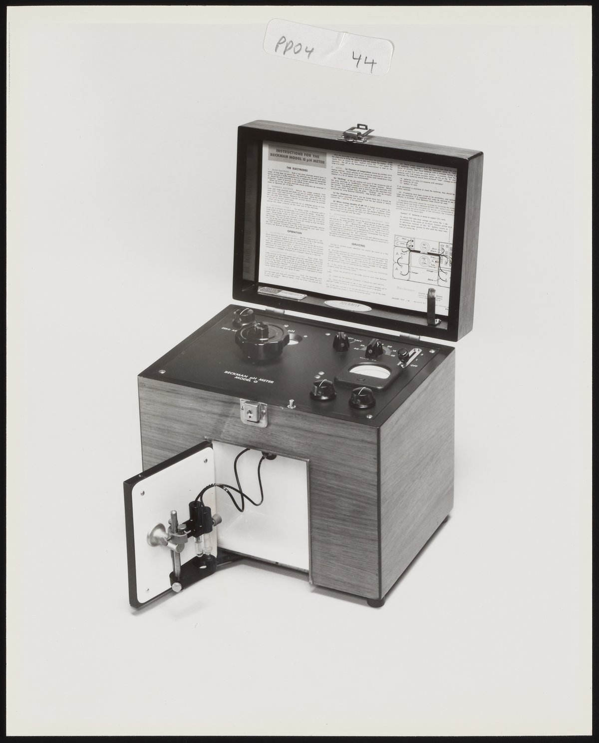Beckman Model G pH Meter - Science History Institute Digital Collections