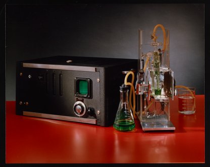 Coulter Counter Model A Cell Counter - Science History Institute ...