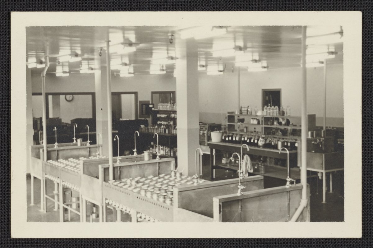 Dye Laboratory - Science History Institute Digital Collections